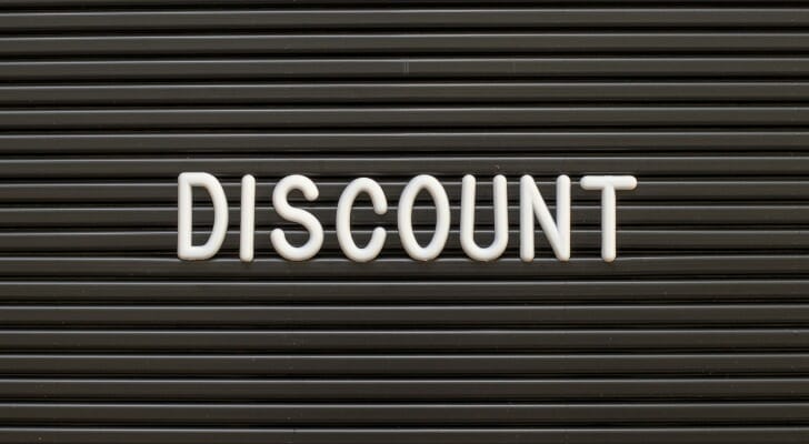 Why Market Sell Offs Happen and How to Respond - SmartAsset