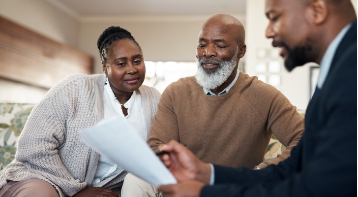 8 Traits to Look for When Choosing a Financial Advisor