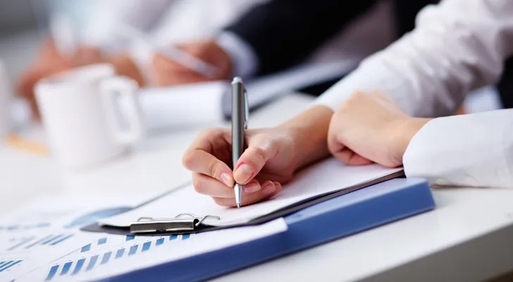 How Much Does a Notary Cost?