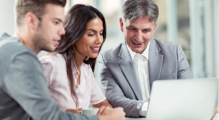 How to Become a Registered Investment Advisor in 5 Steps