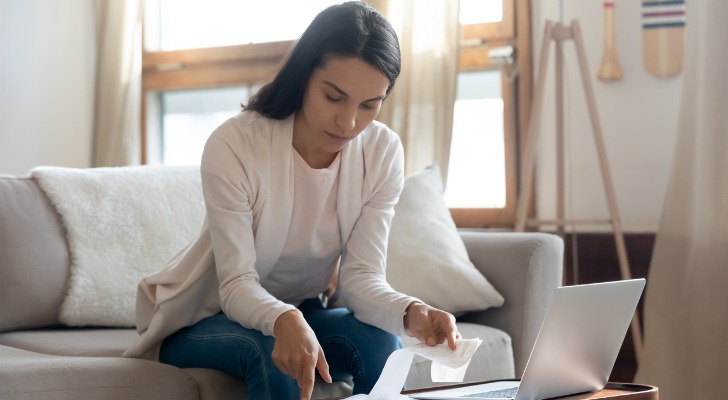 Passive vs. Non-Passive Income: What’s the Difference?