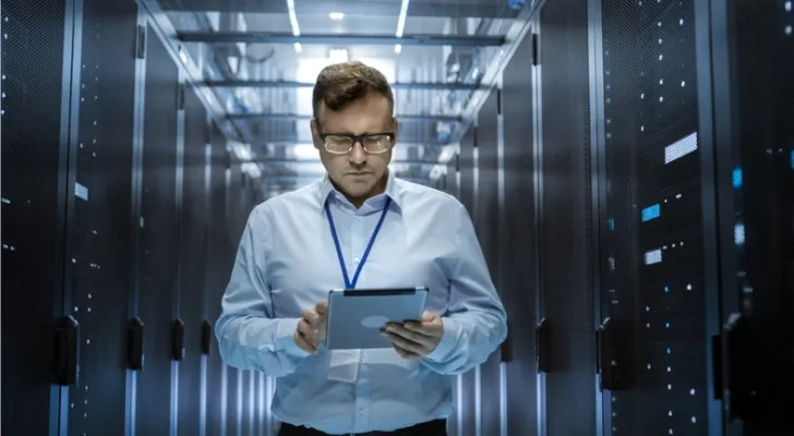 How to Build an RIA Tech Stack | SmartAsset