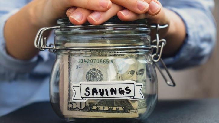 9 Techniques for Saving Money Long-Term
