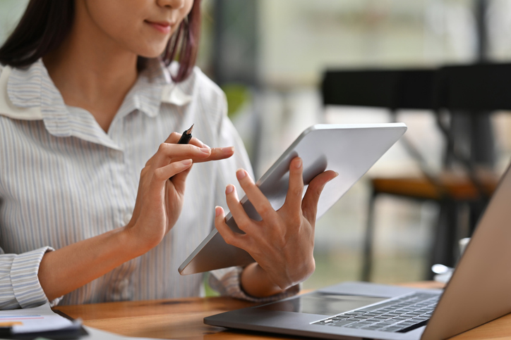 What Is a Client Advisor?