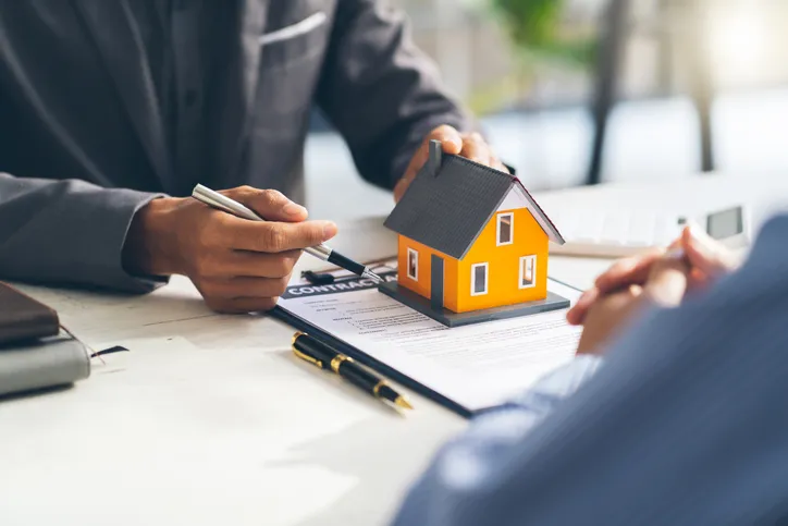 Grantor vs. Grantee: Basic Roles and Responsibilities