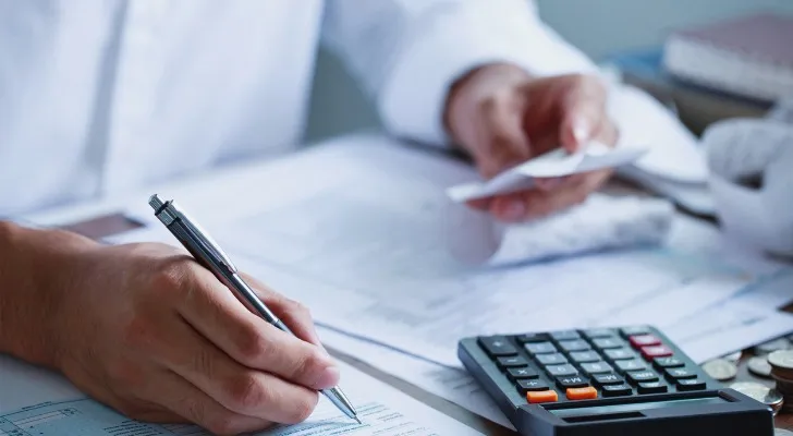 7 Fixed-Income Investments for Retirees to Consider