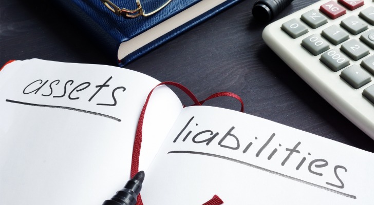 Stock Grant vs. Stock Option: Taxes, Pros and Cons, Examples