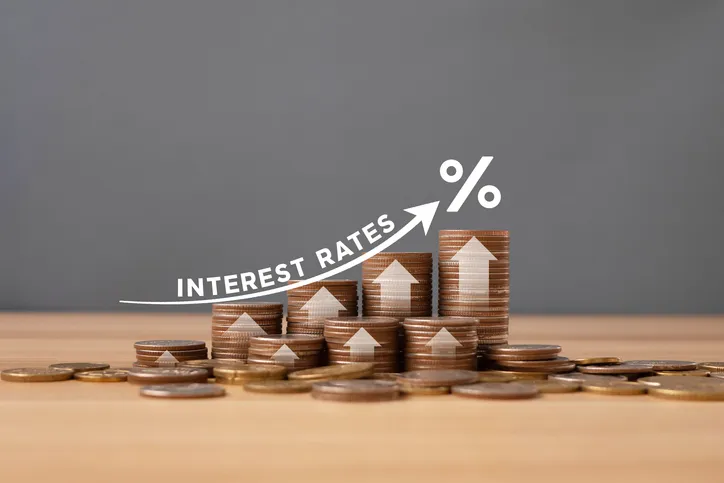 Ask an Advisor: As Interest Rates Fall, Is There a Better Way to Invest ...